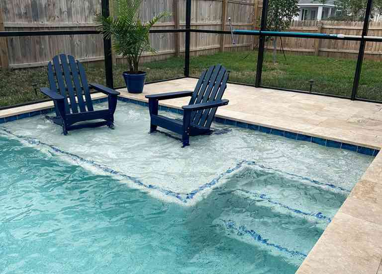 Beautiful New Gunite Pool with Sun Shelf in Palm Coast
